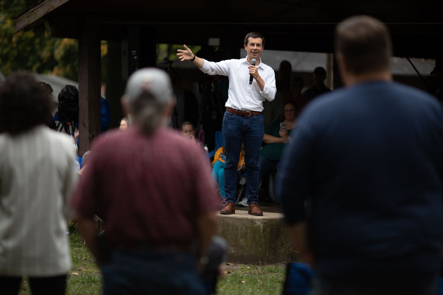 What Makes Leadership Development Programs Succeed? - Bloomberg Harvard ...